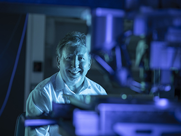 Optics & Photonics News - A Talk with Graham Reed